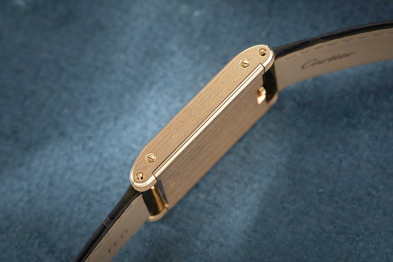 A Closer Look: Cartier Tank à Guichets - Revolution Watch