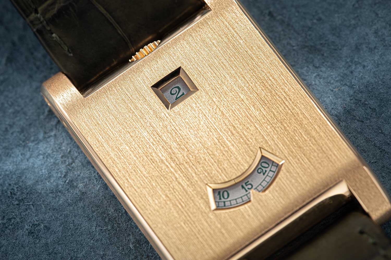 Cartier’s Tank à Guichets: A window through time - Revolution Watch